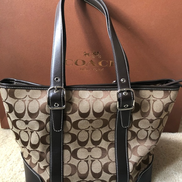 Coach | Bags | Authentic Coach Hamilton Signature Tote 642 | Poshmark